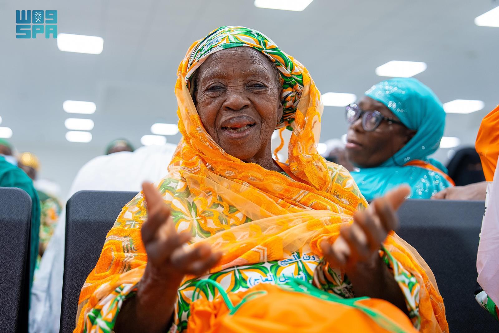 After Seven Decades, Makkah Route Initiative Fulfills 72-Year-Old Sarah ...