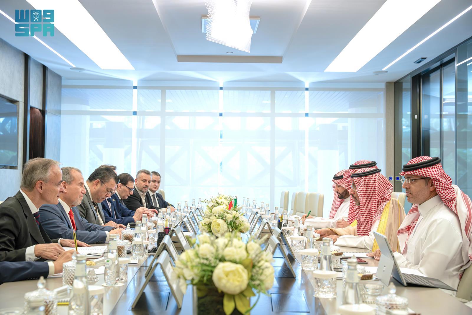 Saudi Arabia, Peru Discuss Cooperation in Mining Sector