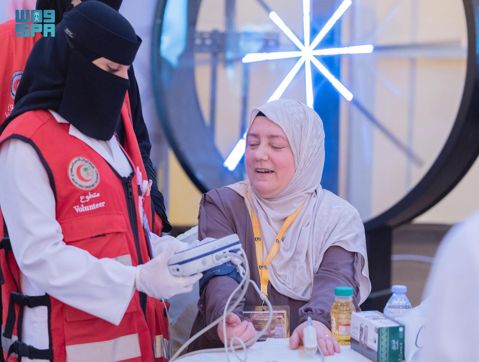 Saudi Red Crescent Mobilizes over 500 Volunteers for Hajj 1446 AH ...
