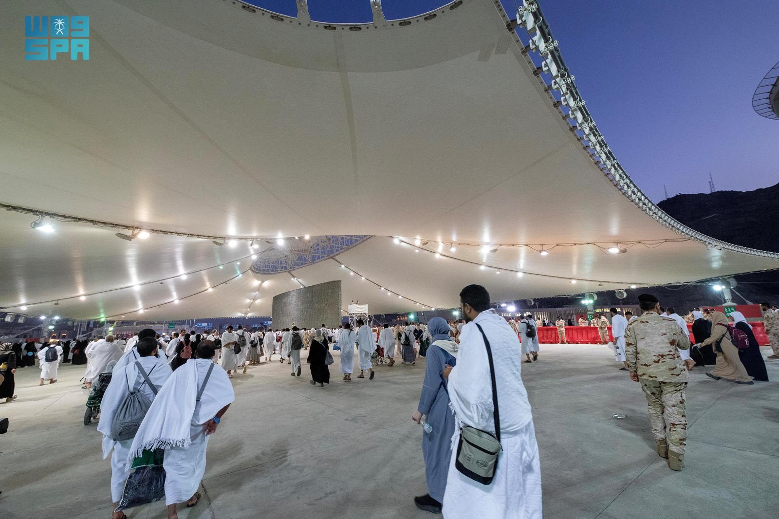 Pilgrims Stone Jamarat Al-Aqaba after Arriving in Mina for Tashreeq Days