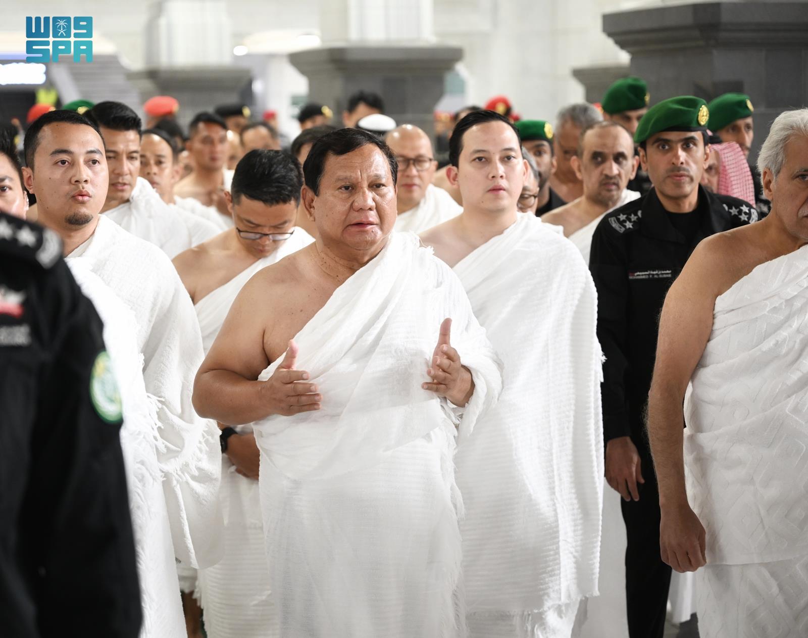 Le Président indonésien accomplit les rites de la Omra