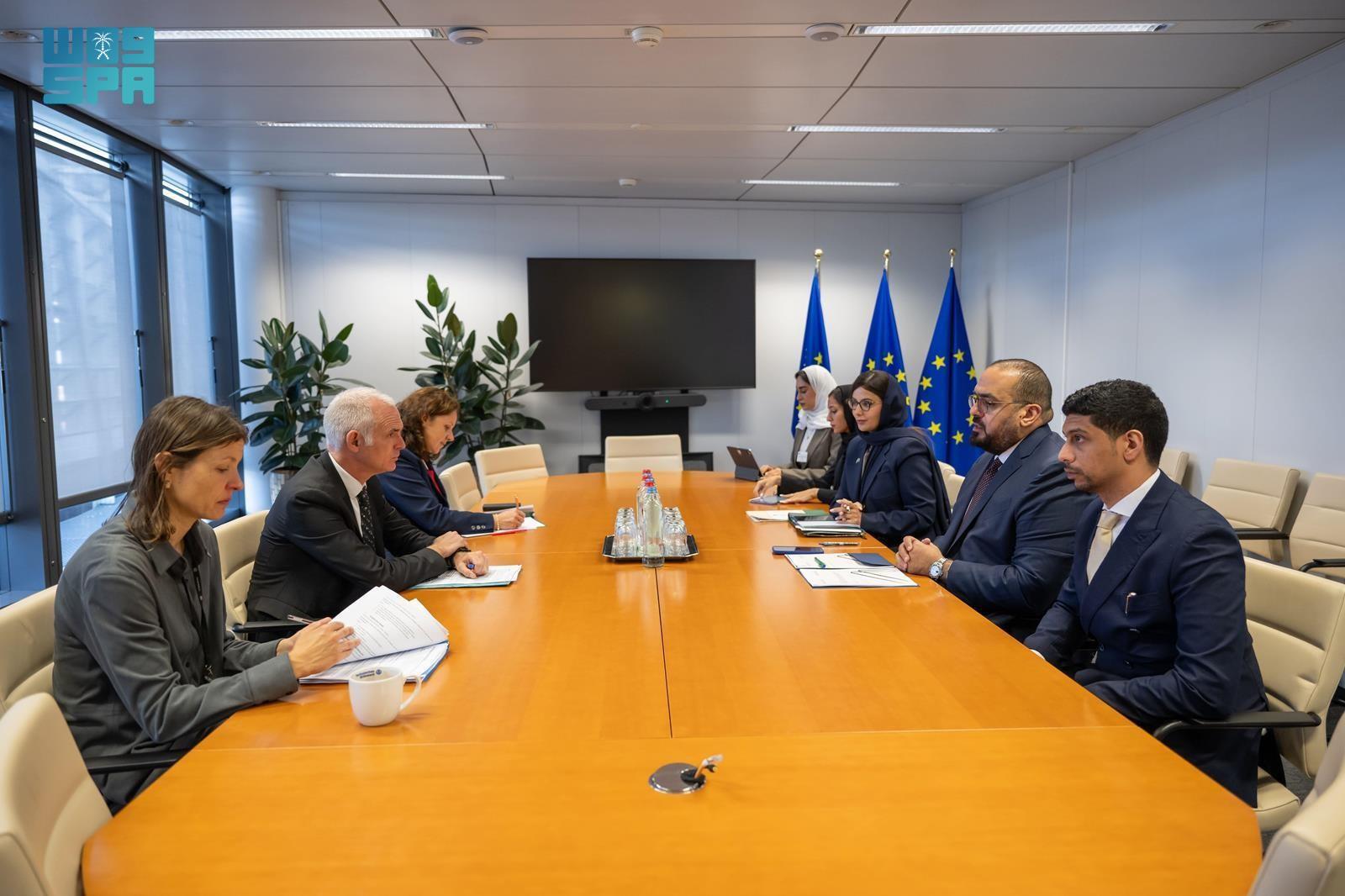 Economy Minister Meets with Diplomatic Advisor to President of the ...