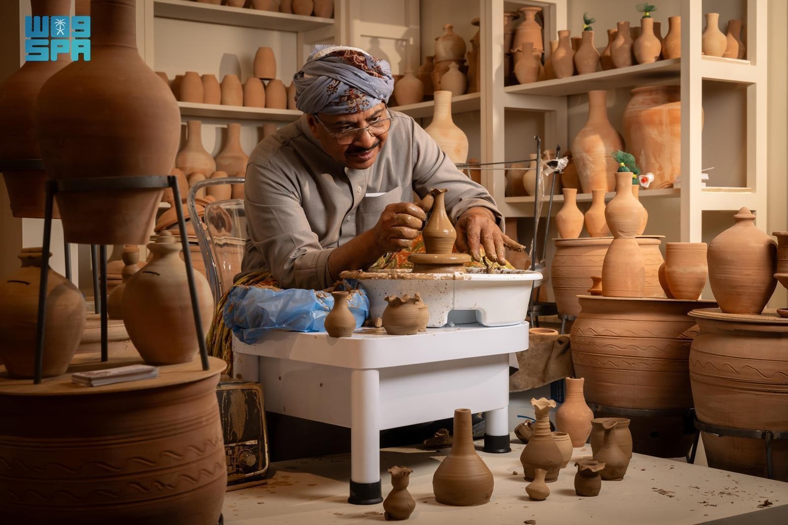 Fingers That Shape Clay: Craftsman Abu Laban Marks 50 Years of Creativity